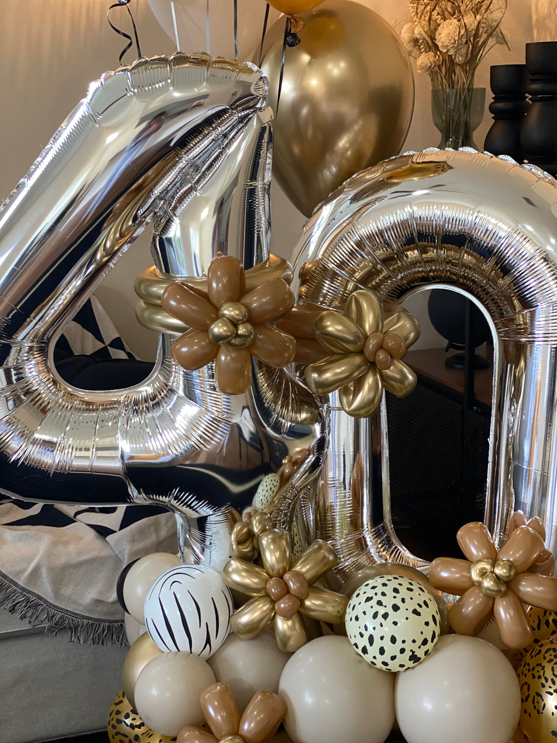 Animal Print Birthday Bouquet | Balloon Arrangement Delivery ...